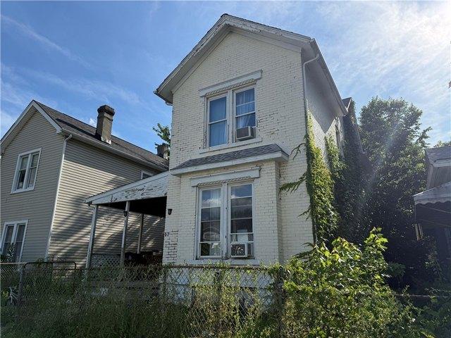 57 S Torrence St, Dayton, OH 45403