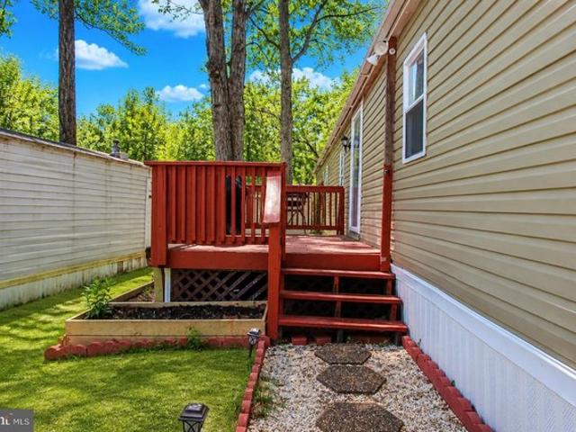 57 Serenity Ln, Stafford, VA 22554