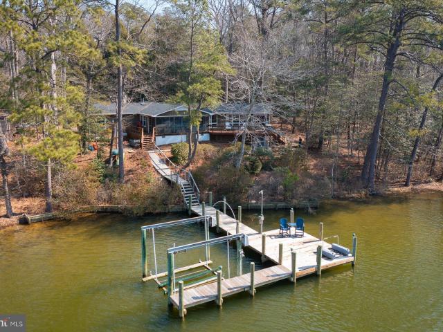57 Swann Ct, Reedville, VA 22539 | MLS #VANV2001