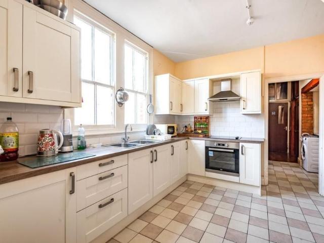 57 St. Catherines, Lincoln, Lincolnshire, LN5