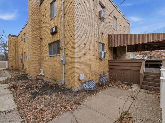 57 St John's Parkside Street