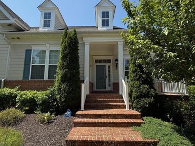57 Steeplechase Dr, La Plata, MD 20646