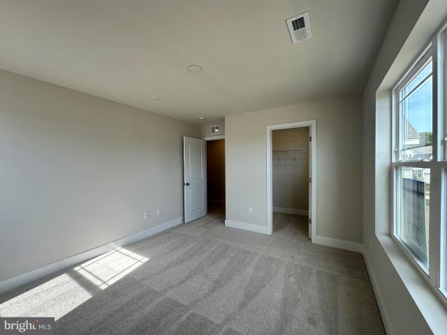 5404 Newport Cir, White Plains, MD 20695 | MLS #MDCH2051