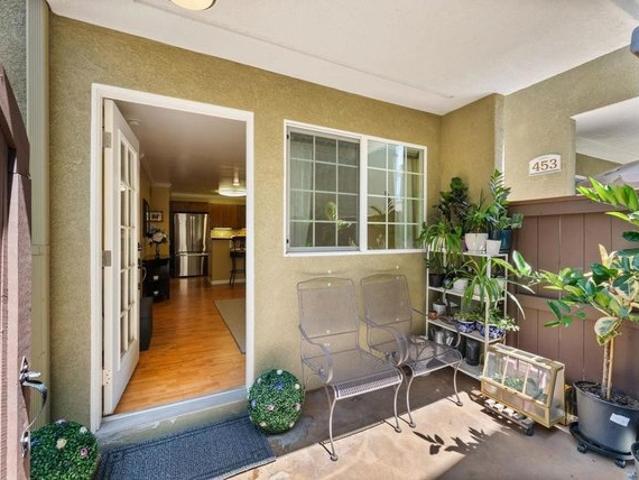 5404 Balboa Arms Dr Unit 352, San Diego, CA 92117