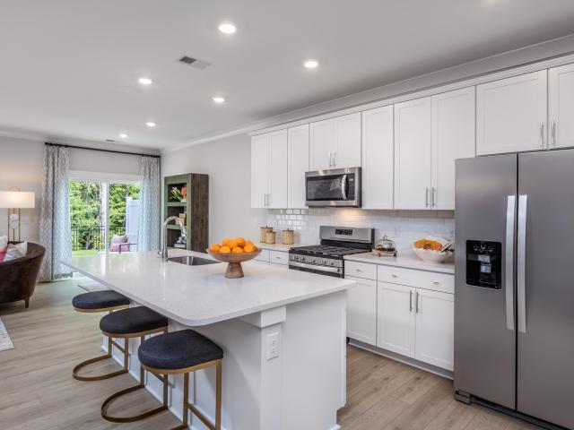 5404 Running Fox Lane