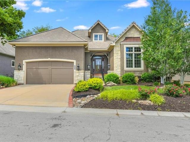 5404 W 124th Ter, Leawood, KS 66209