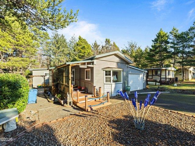 5405 NW Pacific Coast Hwy Unit 20, Waldport, OR 97394