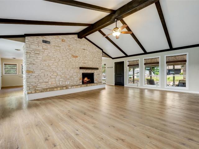 5405 Country Club Dr