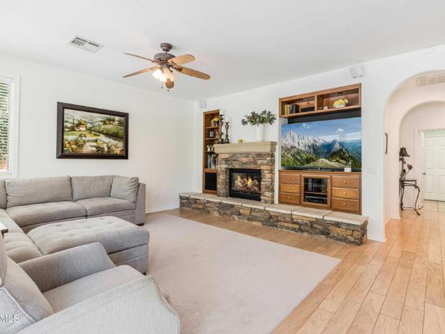 5405 Sunlight Street