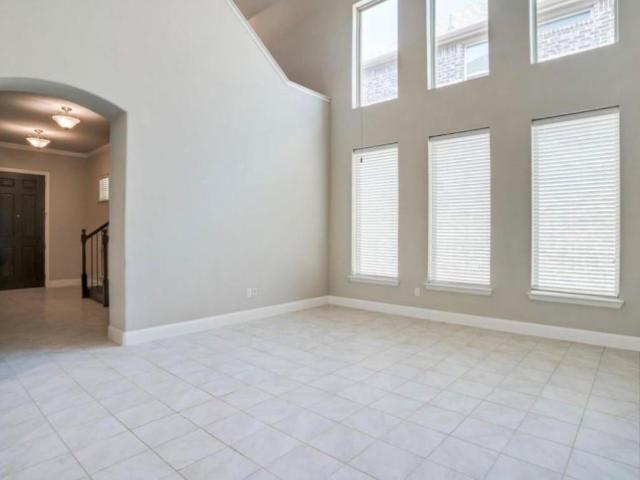 5405 Tuscarora Trail