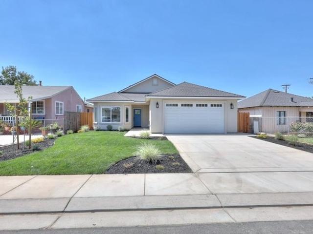 5405 10th St, Keyes, CA 95328