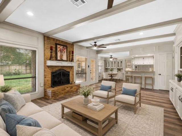 5406 Glenview Dr, Kingwood, TX 77345
