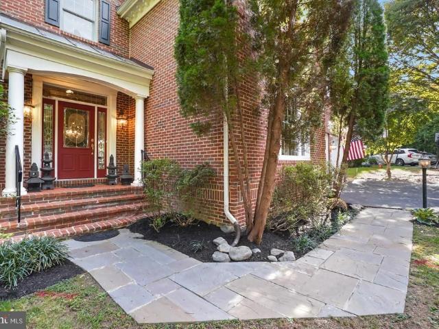 5406 spruce tree avenue, bethesda, us, md