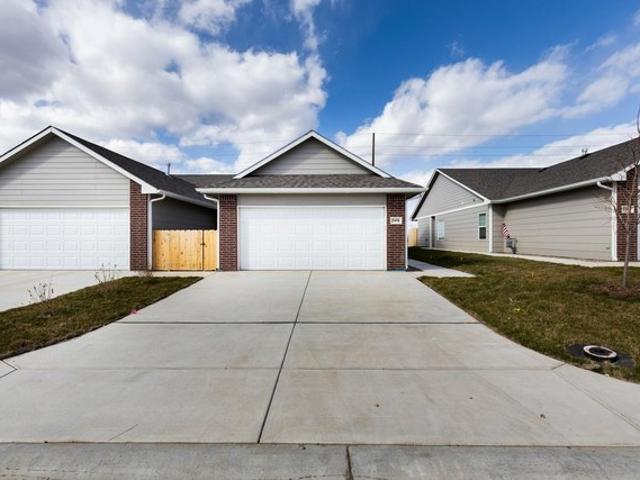 5407 N Colburn Ct, Wichita, KS 67220