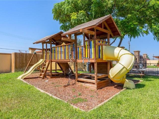 5407 N Crown Point