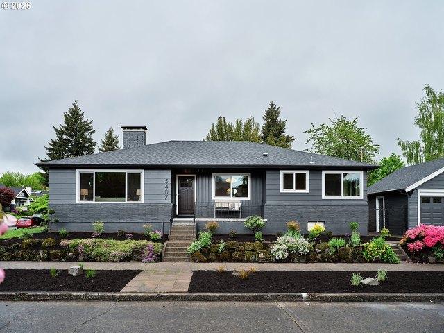 5407 NE Hancock St, Portland, OR 97213