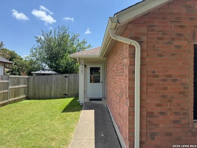 5407 Champions Hill Dr