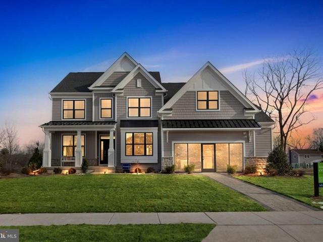 5407 Red Oak Dr, Coopersburg, PA 18036
