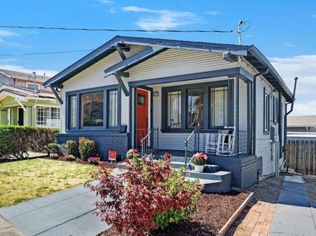5407 Roberts Ave, Oakland, CA 94619