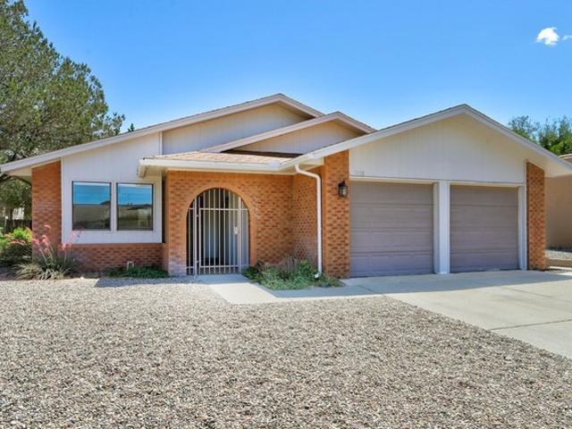 5408 Camino Montano NE, Albuquerque, NM 87111