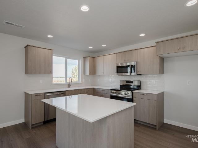 5408 S Desert Cactus Ave