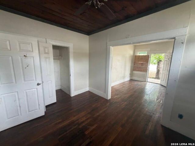 5408 S Flores St
