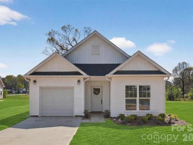 5408 Skycrest Dr, Charlotte, NC 28269
