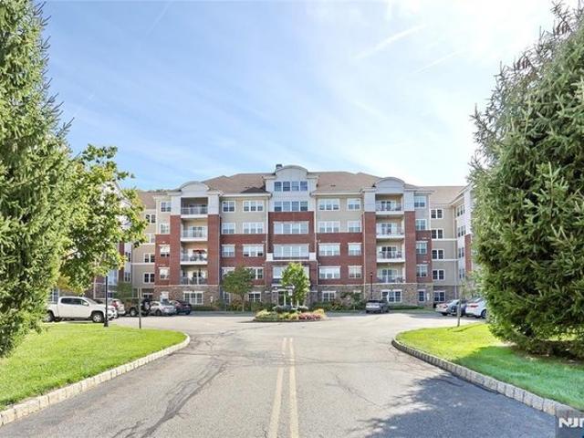 5408 Warrens Way, Wanaque, NJ 07465