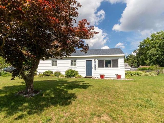 54090 Southwood Dr, Elkhart, IN 46514