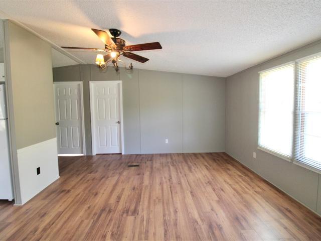 5409 Bowling Green Road