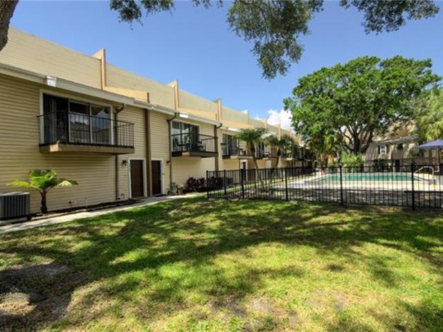 5409 Sweetwater Terrace Cir, Tampa, FL 33634