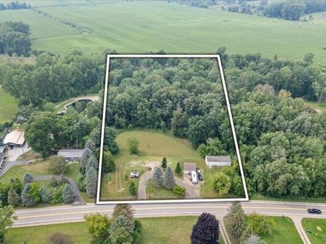 5400 M # 106, Stockbridge, MI 49285