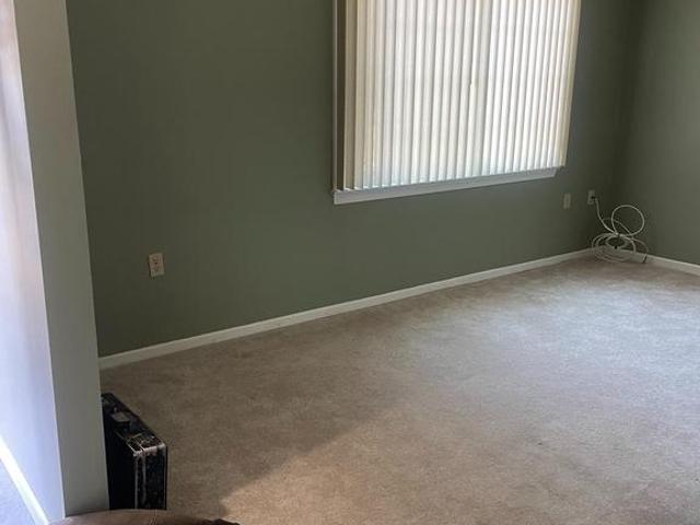 5400 Oxford Drive