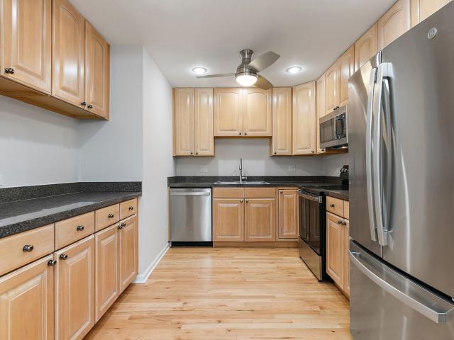 5400 Astor Lane # 411