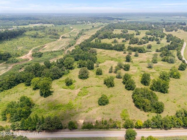 5400 Brownsferry Rd, Senatobia, MS 38668