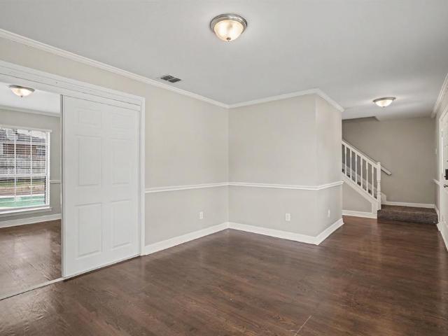 5400 Crater Lake Drive