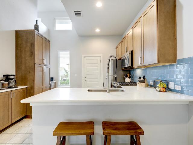 5400 Daimler Dr, Austin, TX 78744 | MLS #5009