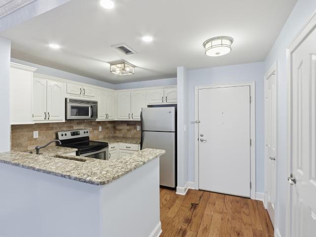 5400 Park Ave, Unit 306, Memphis, TN 38119 | MLS #10213 | Compass