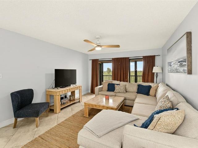 5400 Park St N, Unit 505, St. Petersburg, FL 33709 | MLS #TB8496