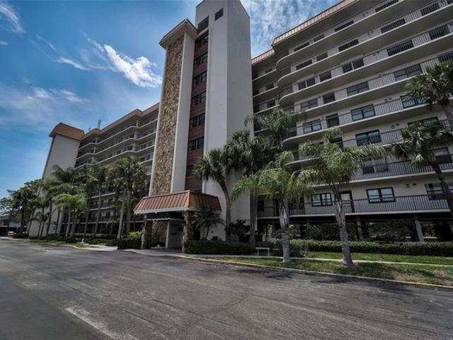 5400 Park St N Apt 303, Saint Petersburg, FL 33709