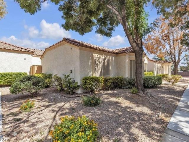 5400 Paul Kurtz Way Unit 105, Las Vegas, NV 89108