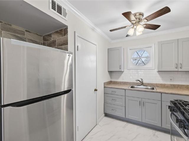 5400 Roswell Road G3