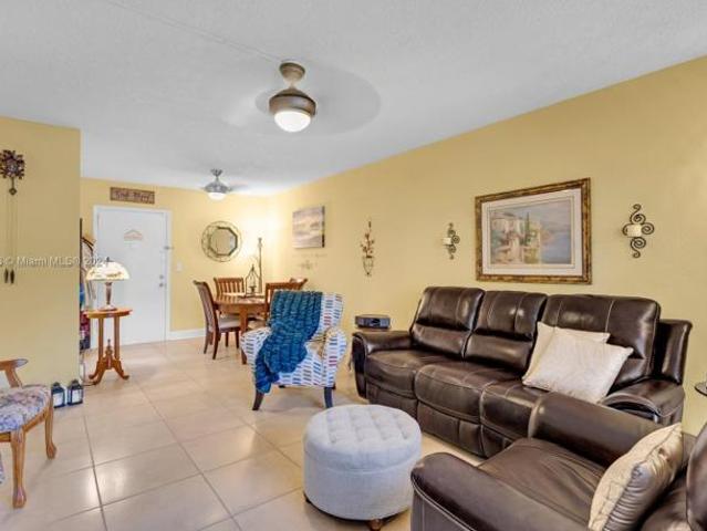 5400 SW 77th Ct #1F, Miami, FL 33155
