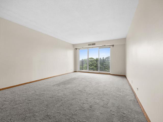 5400 Walnut Avenue # 410