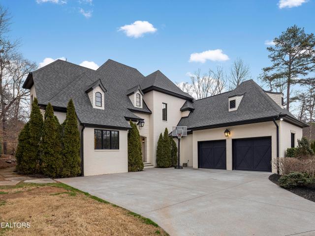 5401 Mill Ridge Drive