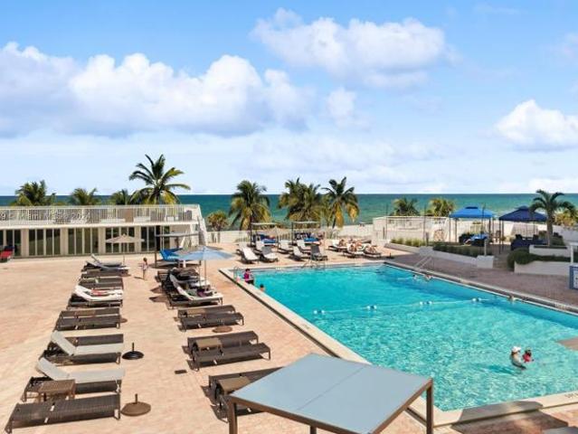 5401 Collins Ave #1014, Miami Beach, FL 33140