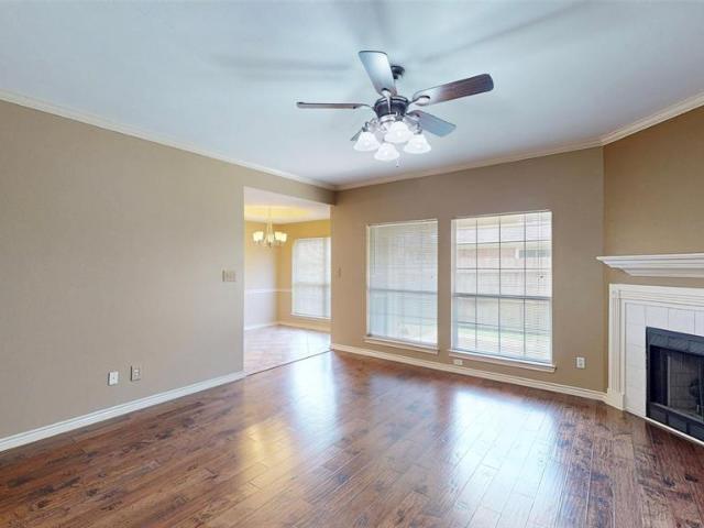 5401 Hollytree Dr, Unit 1002, Tyler, TX 75703 | MLS #21152
