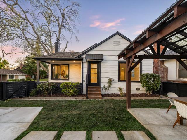5401 J St, Sacramento, CA 95819 | MLS #226047
