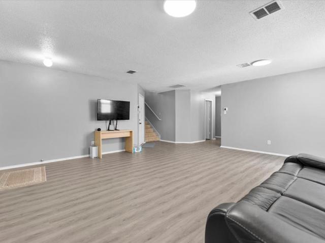 5401 Pandale Valley Drive