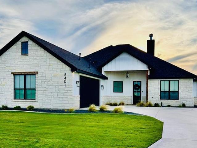 5401 Riviera Ln, San Angelo, TX 76904